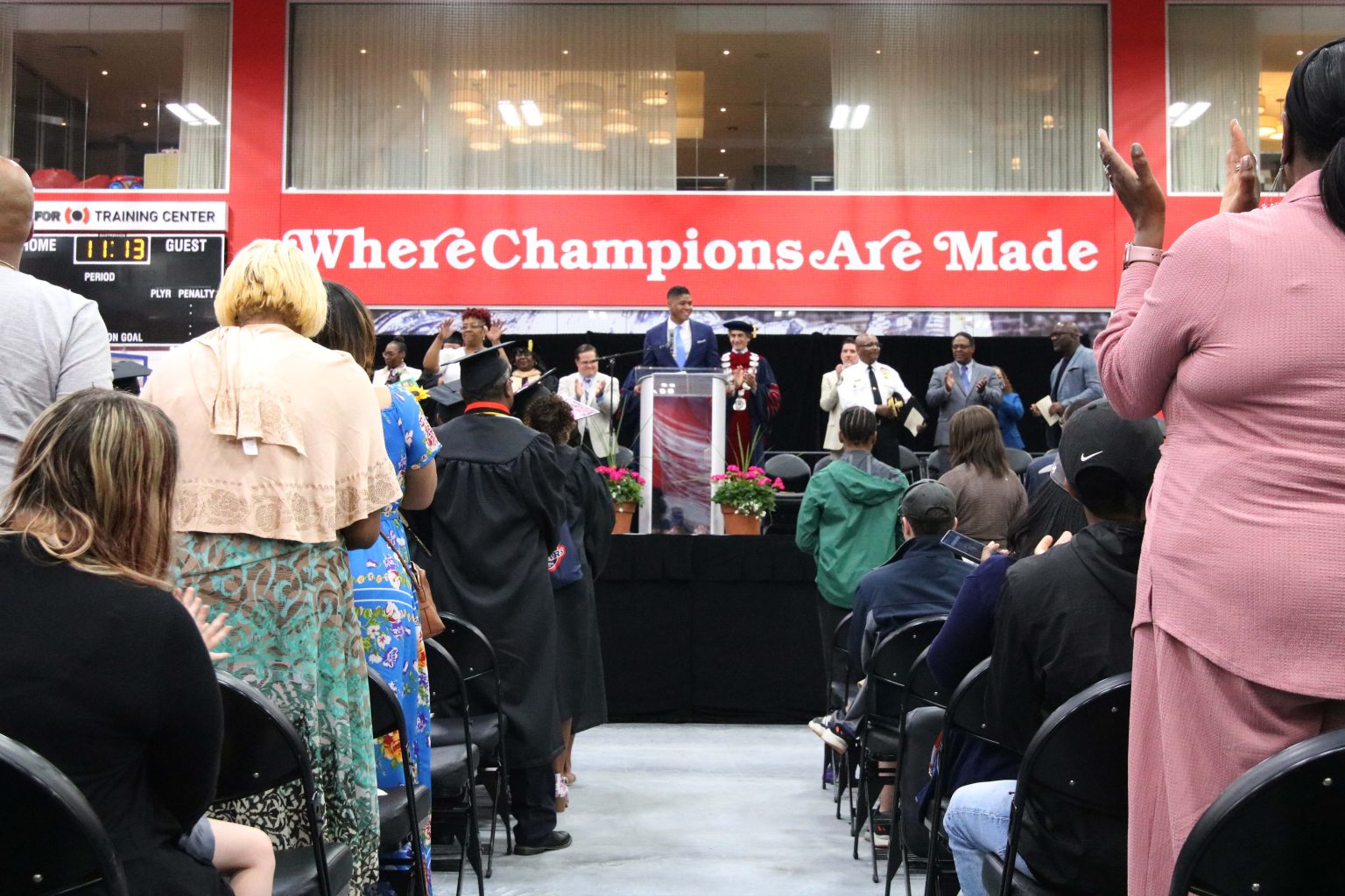 Detroit Police officers celebrate their graduation from Cleary ...